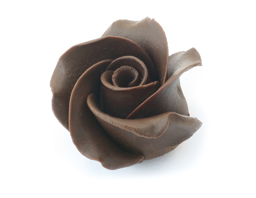 White chocolate roses for decorating wedding & celebration cakes, at ...