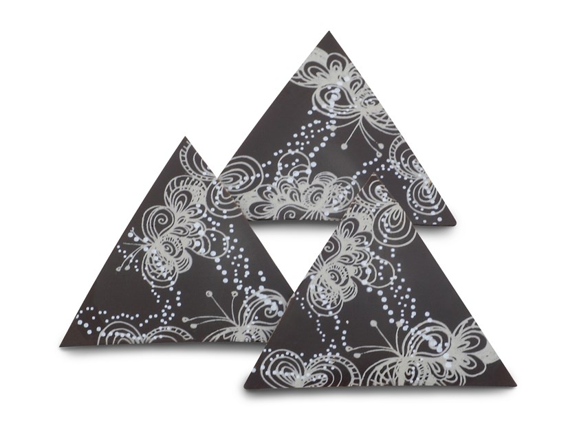 Chocolate cake decorations for cakes and desserts online UK - Chocolate ...